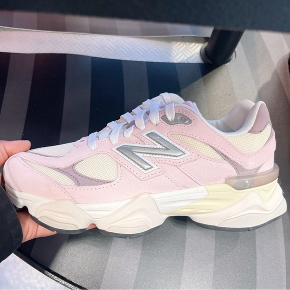 New Balance | Shoes | New Balance 960 Pinkwhite Grade School Size ...